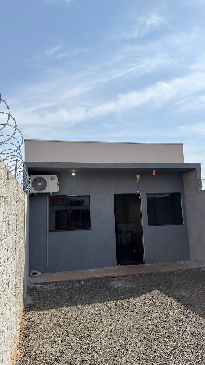 Casa Próxima A Itaipu, Paraguai E Templo Budista! - Hernandarias