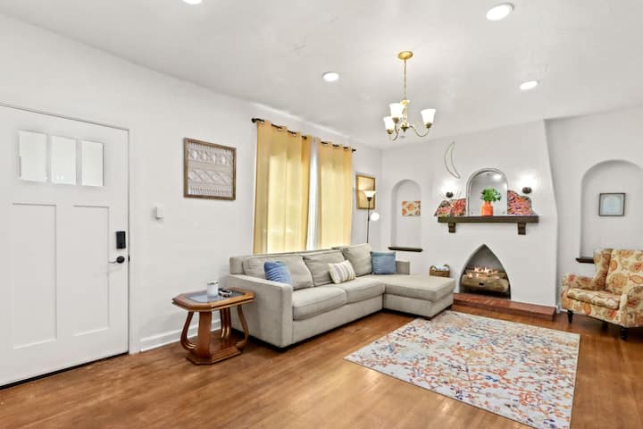 Mago’s Central Home | Duplex #1 - El Paso, TX