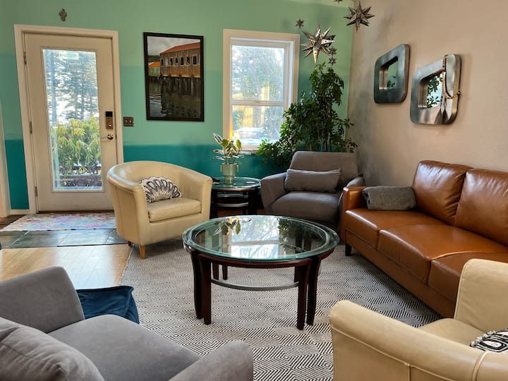 The Spruce Cape House - Kodiak, AK