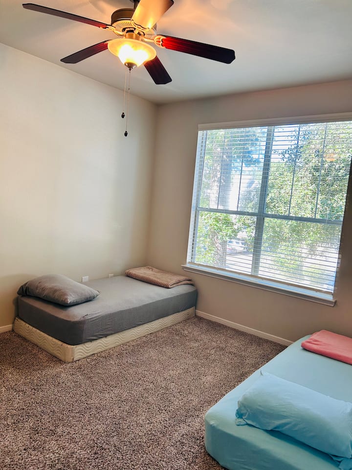 Clean Apartment In The Woodlands - The Woodlands, TX