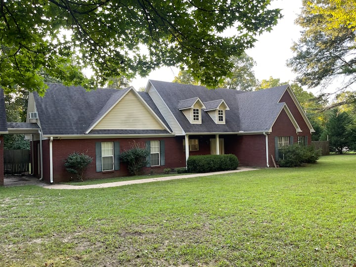 4 Bedroom House - Oxford