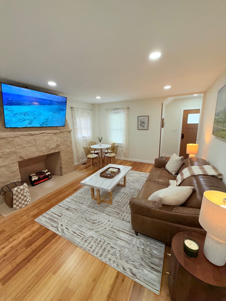 The Molloy Guest Suite • Reazastays - Freeport, NY