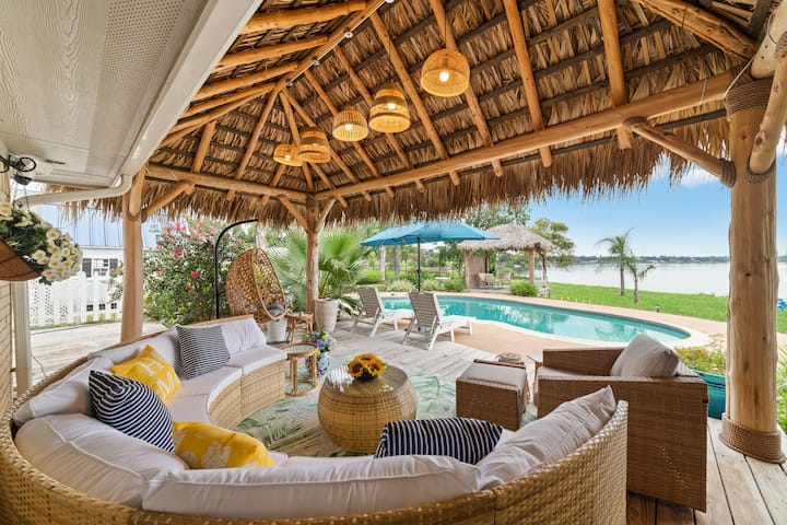Baytime Retreat-cozy Backyard, Pool, Bayfront View - ベイタウン, TX