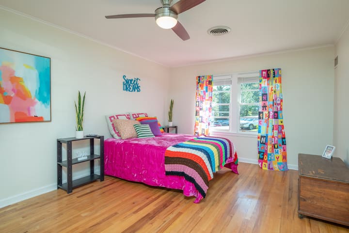 Unique And Cheerful Home - スタークビル, MS