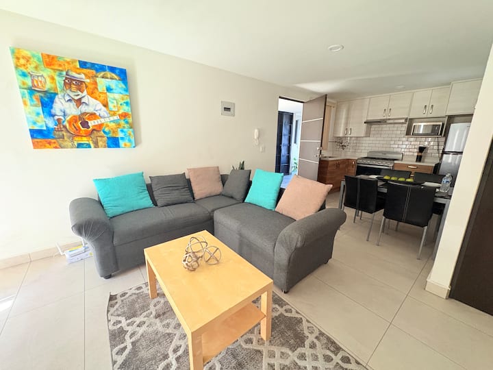 Depa Céntrico Con 2 Baños Completos Y Parking - Tijuana