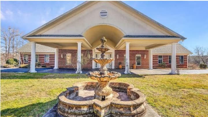 Cozy Cove: Pets Ok. 4 Bikes, 5 Kayaks, 2 Sups - Smith Mountain Lake, VA