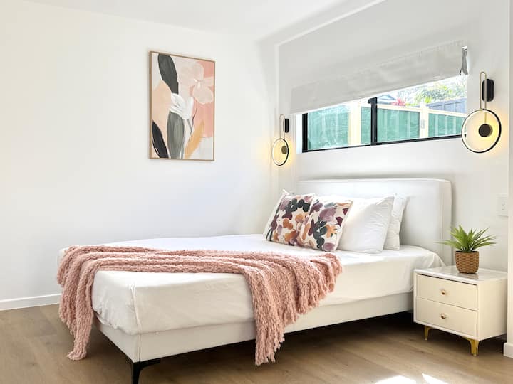 Coral 1bd Studio @ Daisy Hills - Springwood