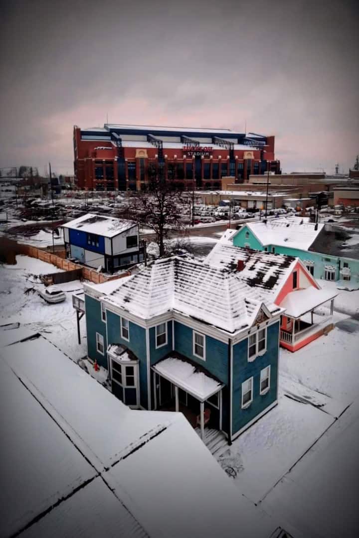 5 Br/14 Pp *Walk To Stadium* - Indianapolis, IN