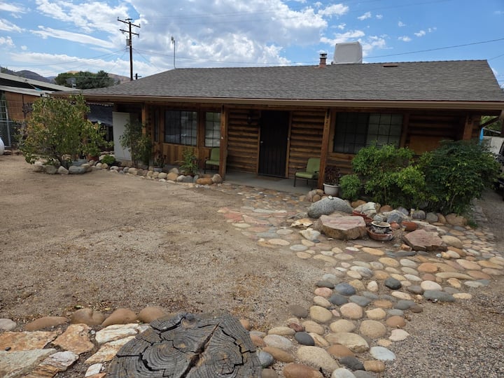 2br 1ba Full Cabin - Lake Isabella, CA