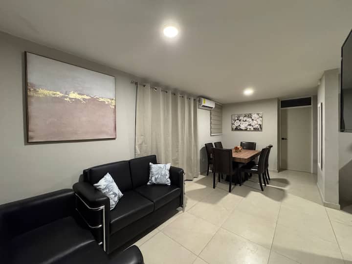 Casa Amplia 6p San Nicolás Factura - Monterrey