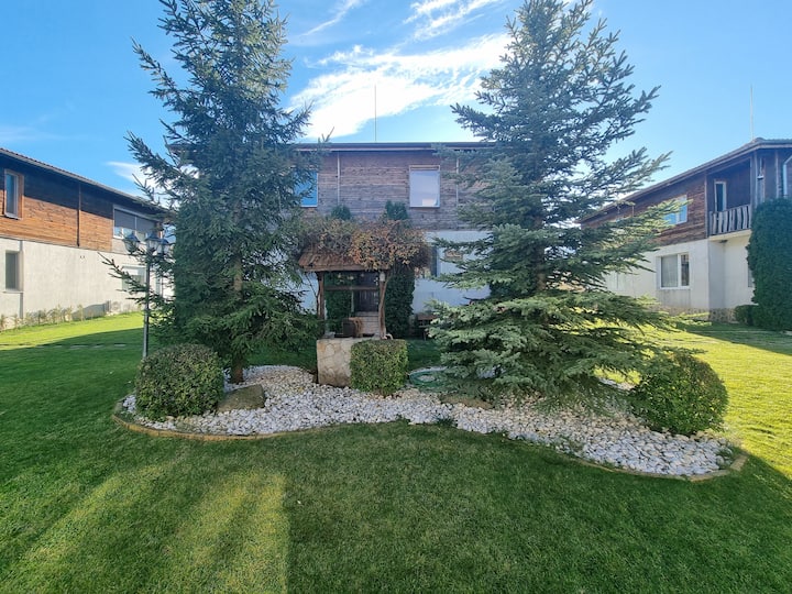 Villa "Nikol" Apartment #3 - Dolna Banya