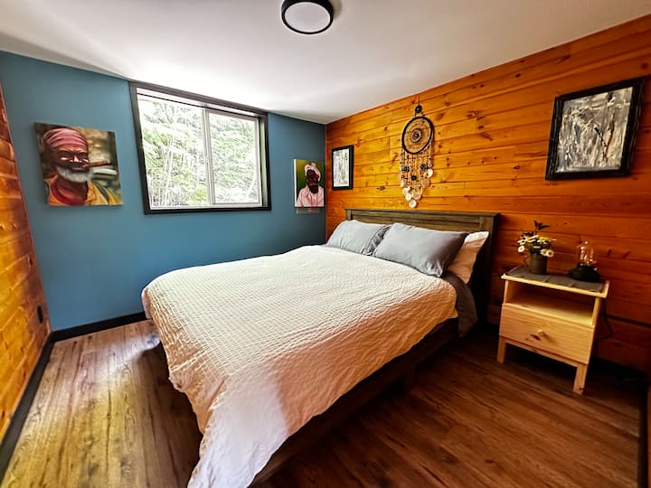 Cabin #1 Black Bear - Nakusp