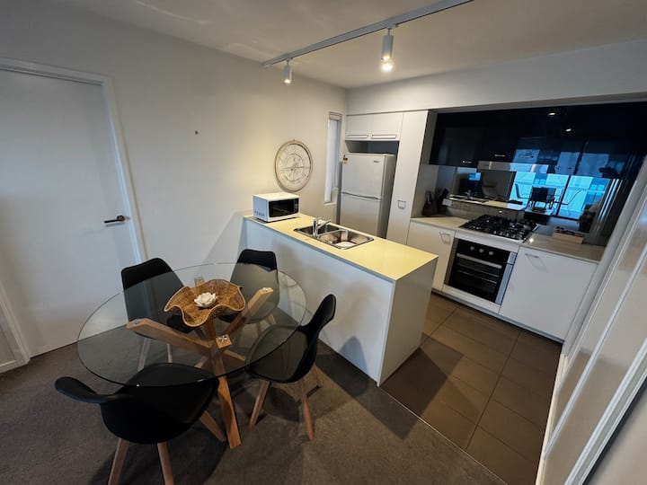 Spacious 2br Stay | Near Gabba + Free Parking - Australie