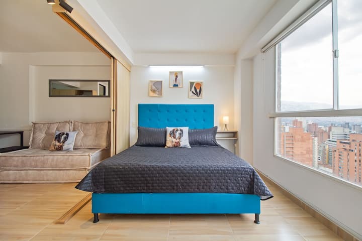 Downtown Medellín– 27th Floor Panorama Fast Wifi - Medellín