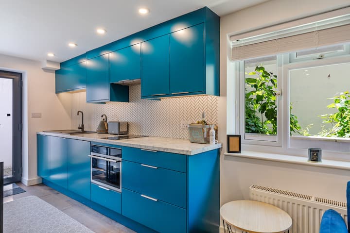 Salcombe Hideaway - Salcombe