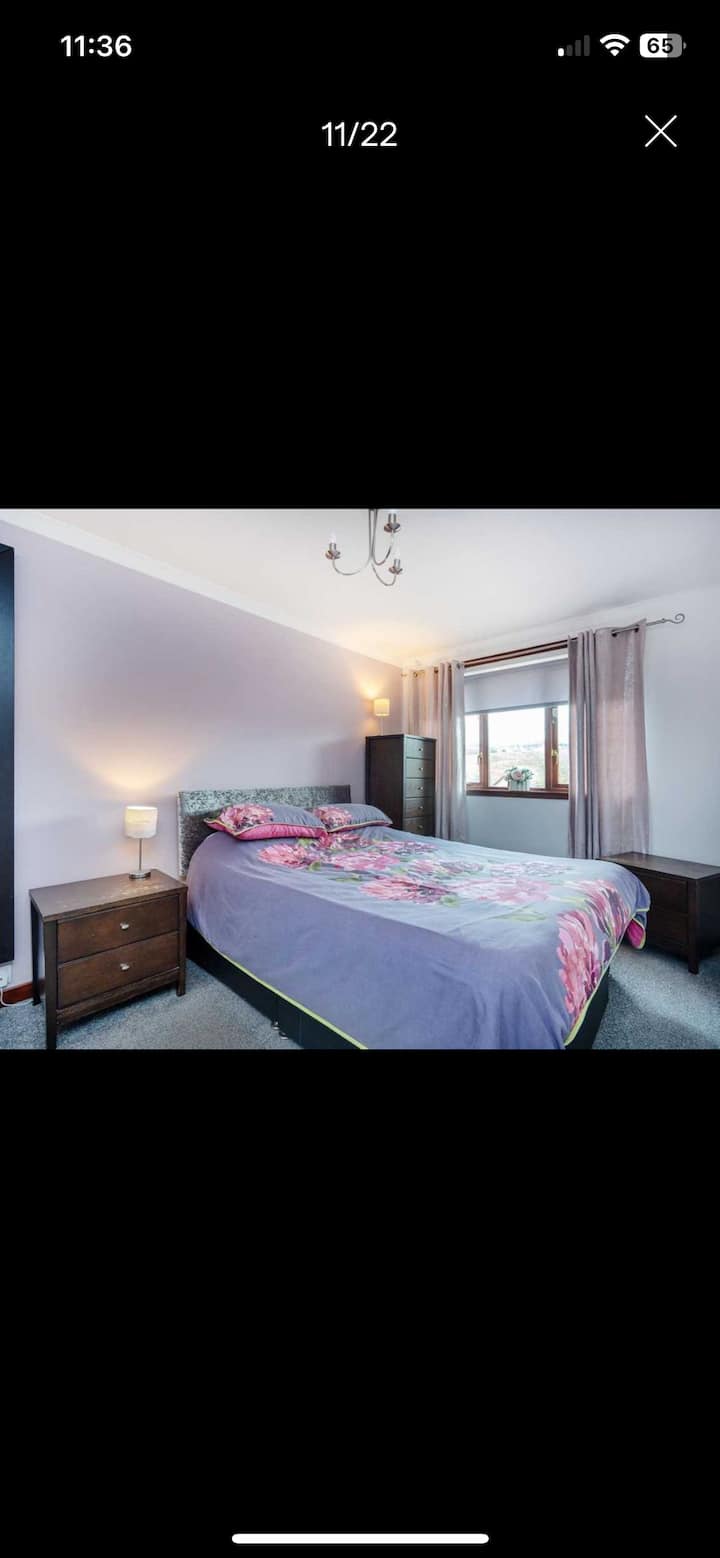 Quirky Room With En-suite In Warm Welcoming House - Falkirk