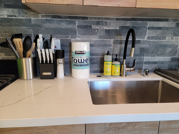Urban Escape, Small Private Condo Near Sf 22421a - Hayward