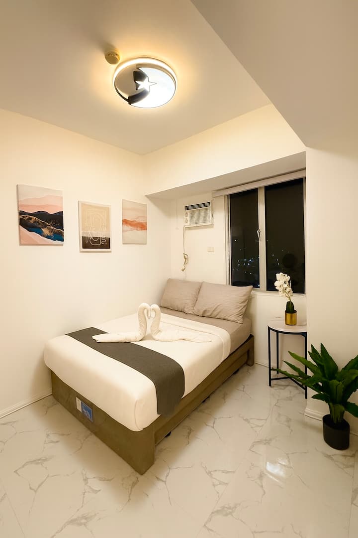 Elegant 1br Across Sugbo Mercado W/ Netflix & Pool - Cebu City