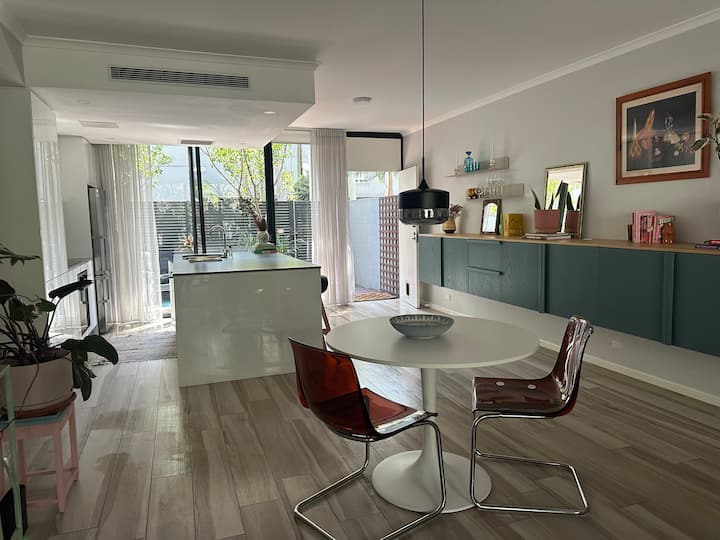 Inner City 2br Beautiful Apartment - Randwick