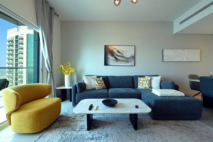 Urban Retreat | Premium Stay | Gym & Pool Access - Abu Dabi