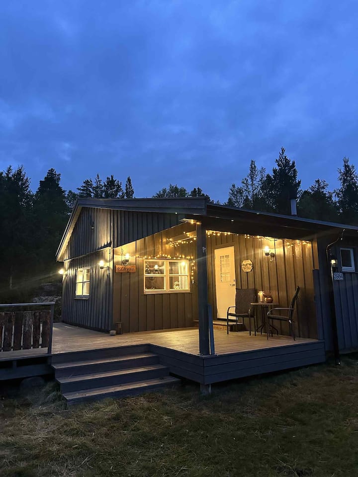 Koselig Hytte I Pasvikdalen Med Grillhytte/sauna - Inari