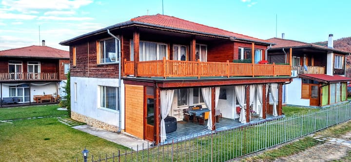 Villa Nikol, Apt #1 - Dolna Banya