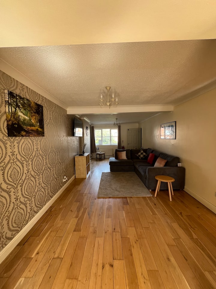 Nuh’s Place - Leeds City Centre