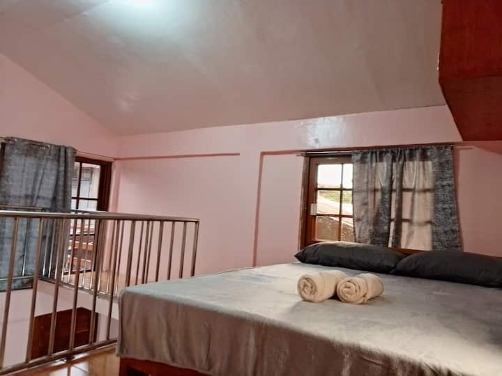 Hmm Tiny Loft House - Tagkawayan