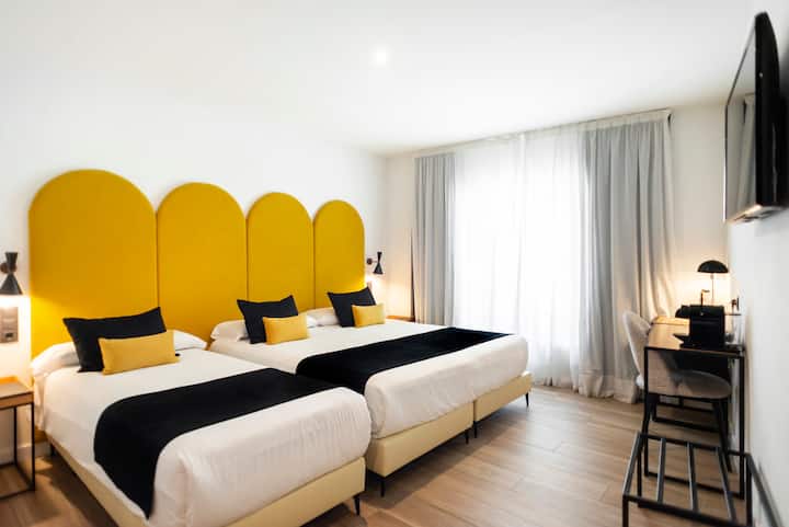 Habitación Triple Comedias - Valencia