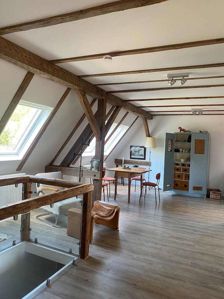 Charmantes, Helles Dachgeschoss - Lübeck