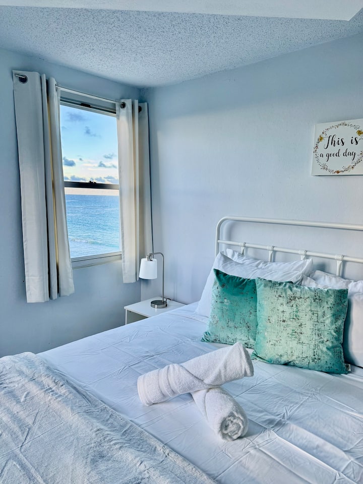 Olas Retreat - Luquillo