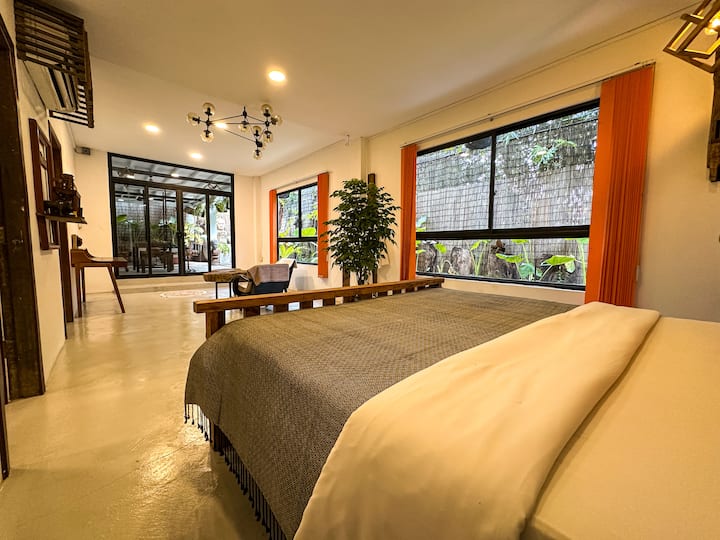 Gallery House | Artistic Villa With Plunge Pool - Cambodia