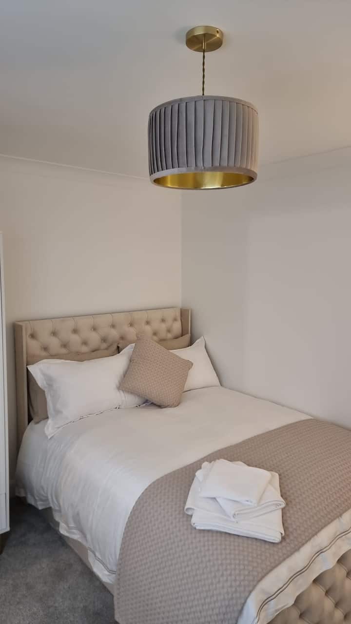 Double Room Available - Ripon