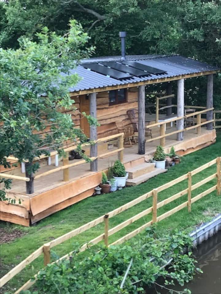 Canal Bridge Cabin - Cheshire