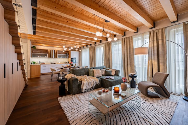 Luxurious 3bdr Maisonette W/ Ac • Balcony • Desk - Prague