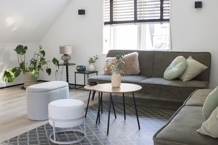 Stijlvol Verblijf Met Loggia In Hartje Alkmaar - Alkmaar