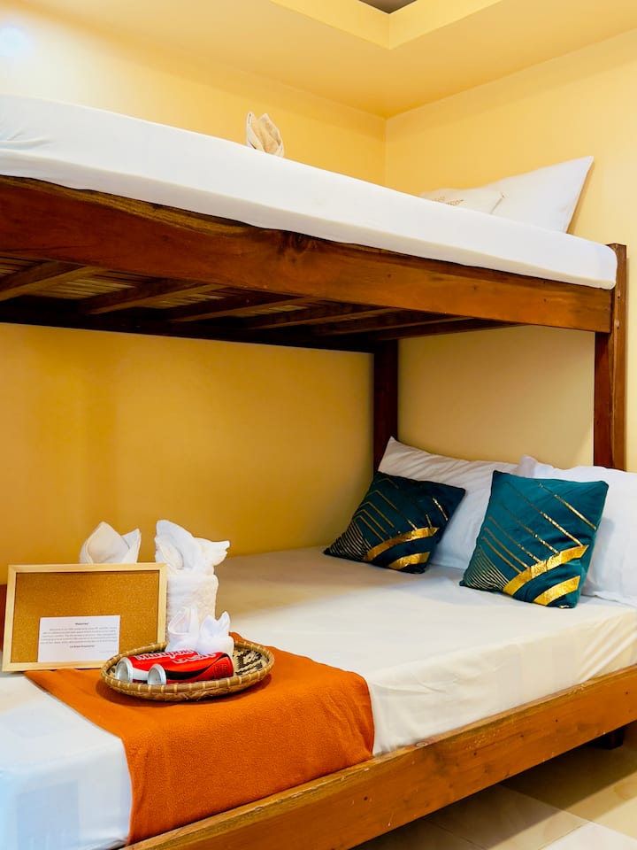 Tropical Eco Stay | Stylish, Private & Near Beach - El Nido