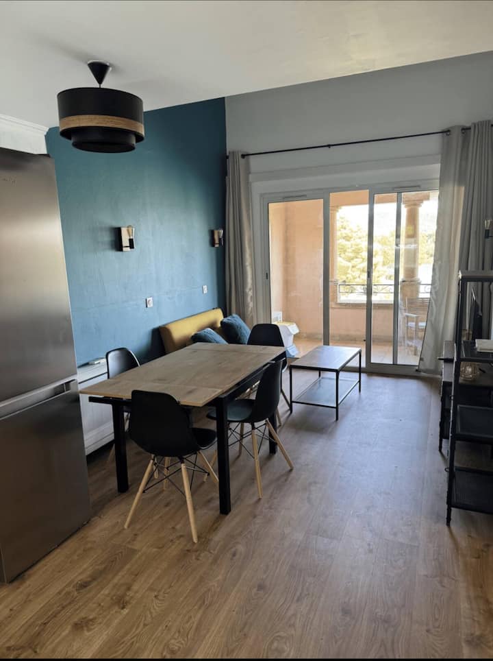 Appartement Domaine De Pont Royal Vu Lac - Mallemort