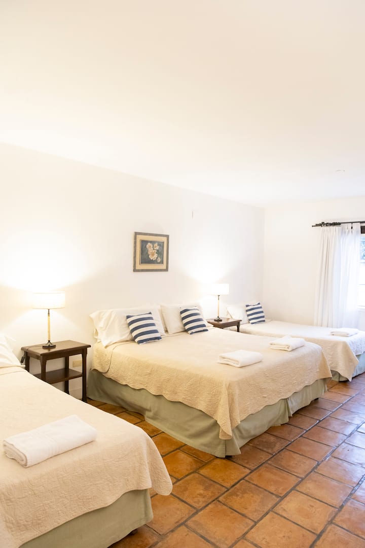 Habitacion En Hotel Con Desayuno En San Lorenzo - Salta