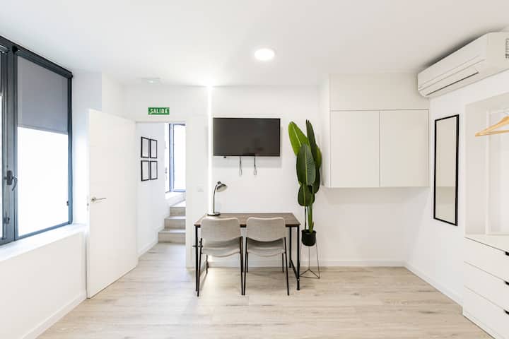 Alcalde Sainz De Baranda 80, Local B, By Jd - Getafe