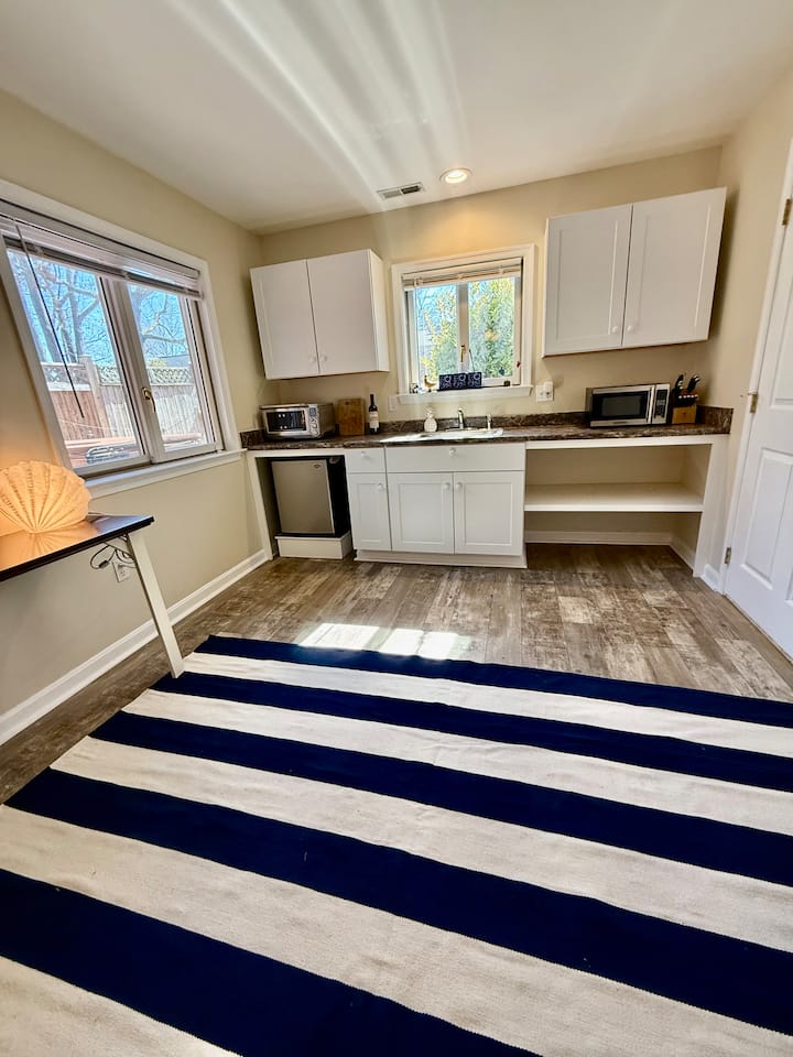 Chesapeake Bay Retreat Near Downtown Annapolis - Annapolis, MD
