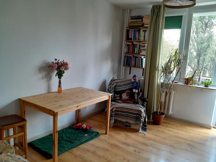 Klimatyczna Kawalerka Z Balkonem - Warschau