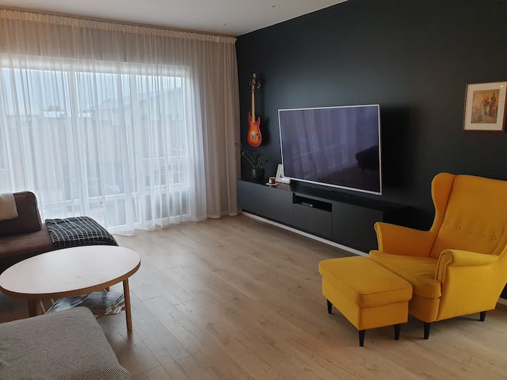 Spacious Family House With Hot Tub In Selfoss - Selfoss