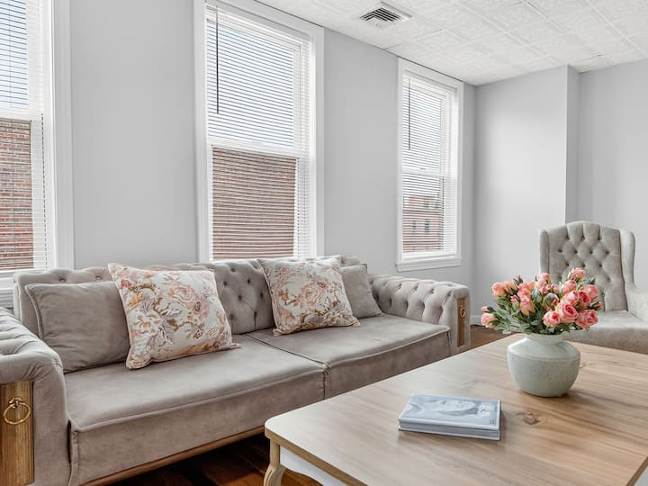 2bed Ap/5 Min Walk To T /To Downtown Boston - Boston, MA