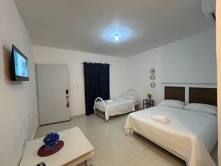 Blue Night Aparta Hotel - Punta Cana