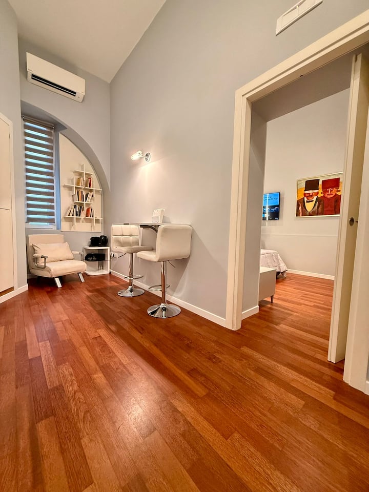 Eva Suite Downtown – Centro, Porto E Stazione - Salerne