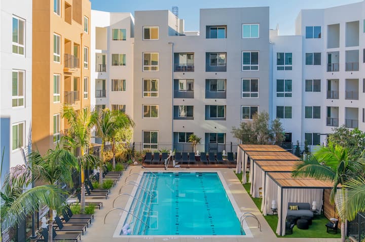 Stylish South Coast Getaway- Prime Location - Orange County, CA