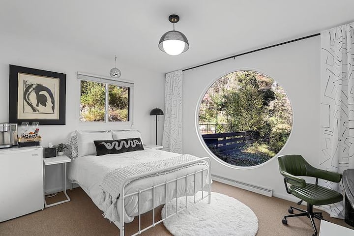 Private Suite In The Heart Of The Hudson Valley - Bear Mountain, NY