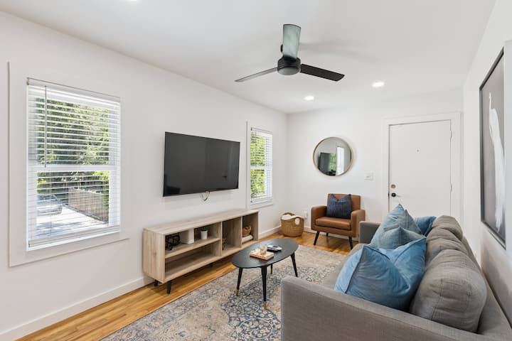 Beautiful Backhouse In The City- Totally Remodeled - Oklahoma City, OK