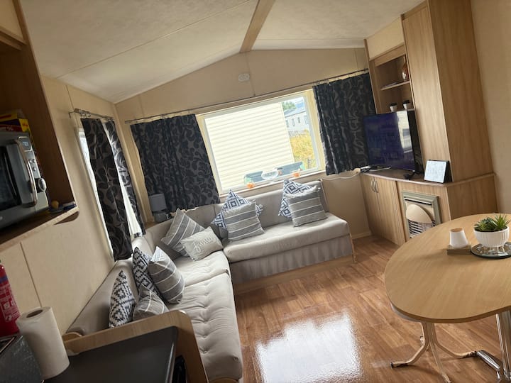 Family Fun Caravan - Rhyl